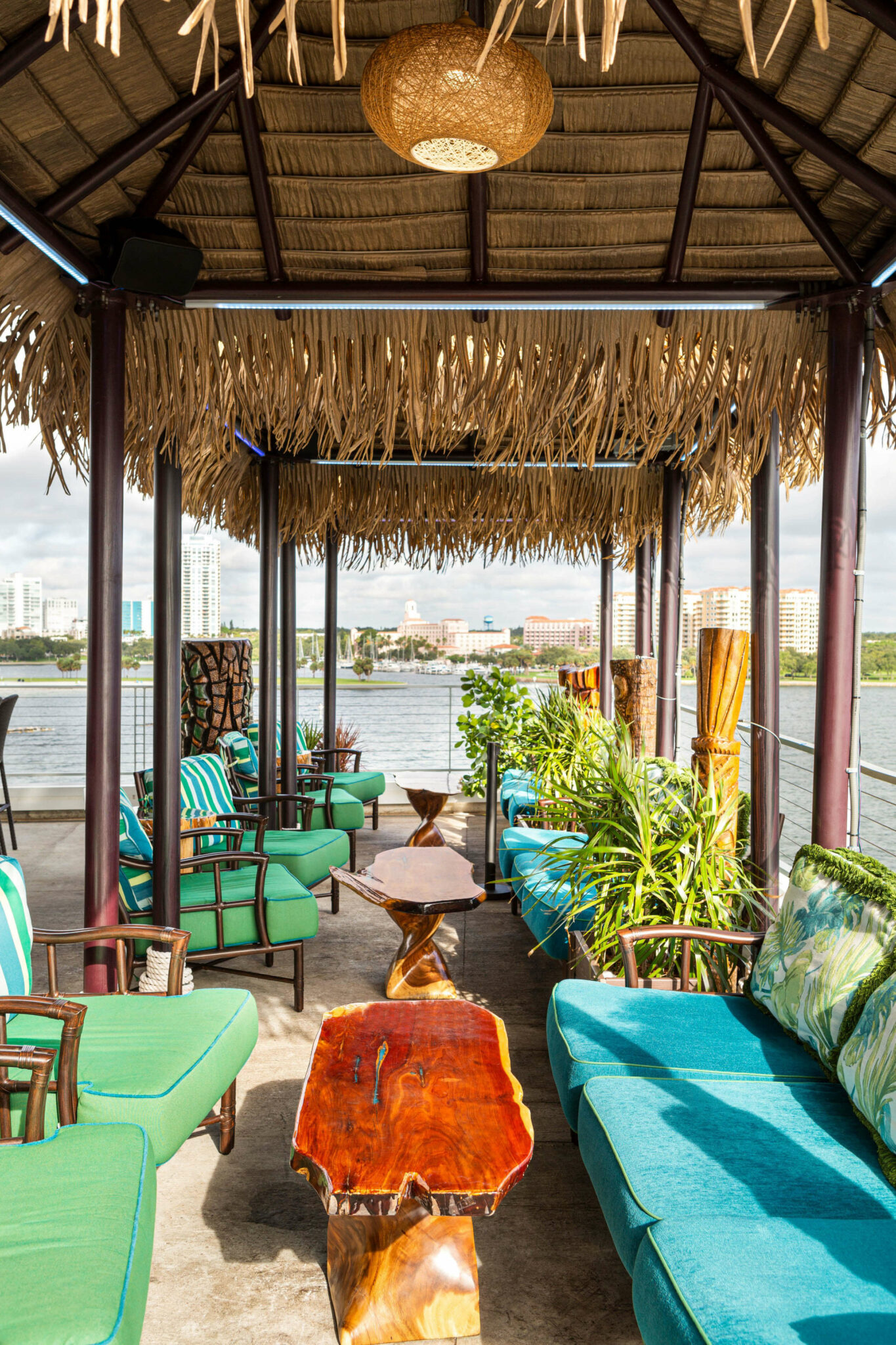 Pier Teaki – Teak St. Pete